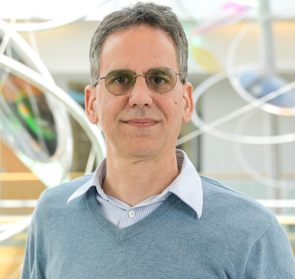 Walter Gassmann receives Noel T. Keen Award
