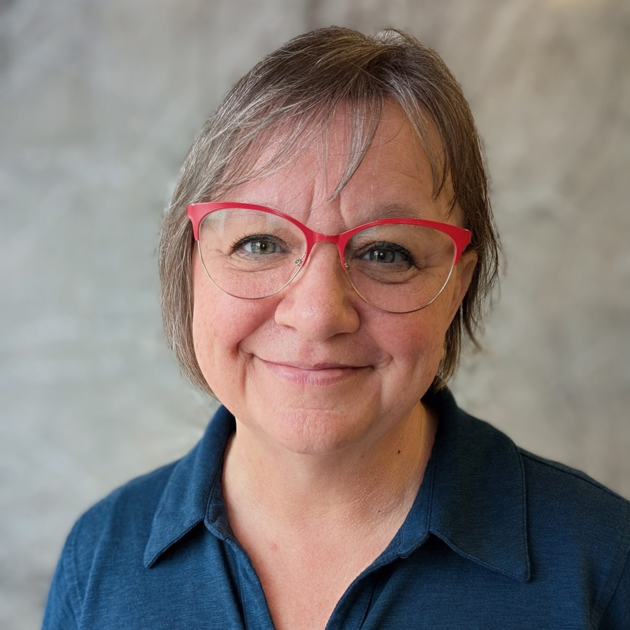 Sue Leutschaft